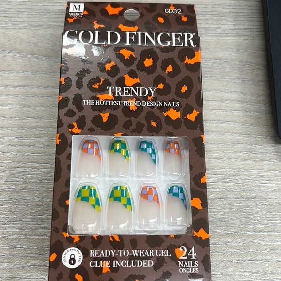 Kiss | Other | Kiss Goldfinger Trendy Nails M Any 3 Sets For 35 | Poshmark